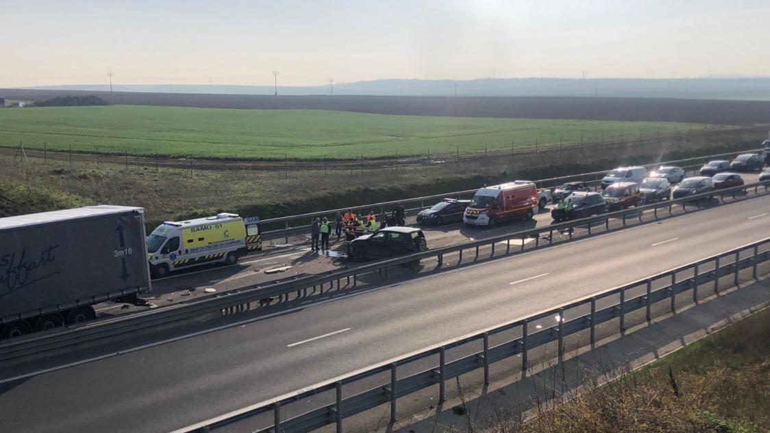 Un accident a bloqué la circulation sur la RN44 entre Vitry-le-François ...