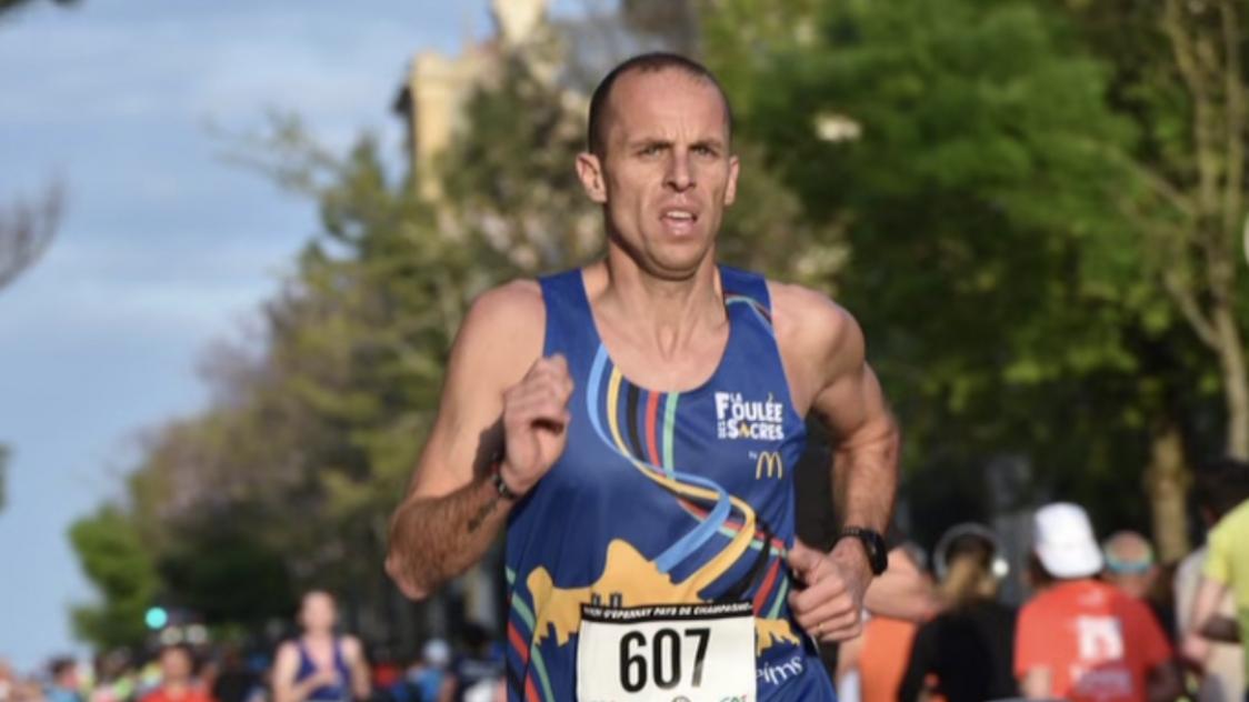 Paris 2024. Ils sont fiers de porter la flamme olympique ce dimanche 30 ...