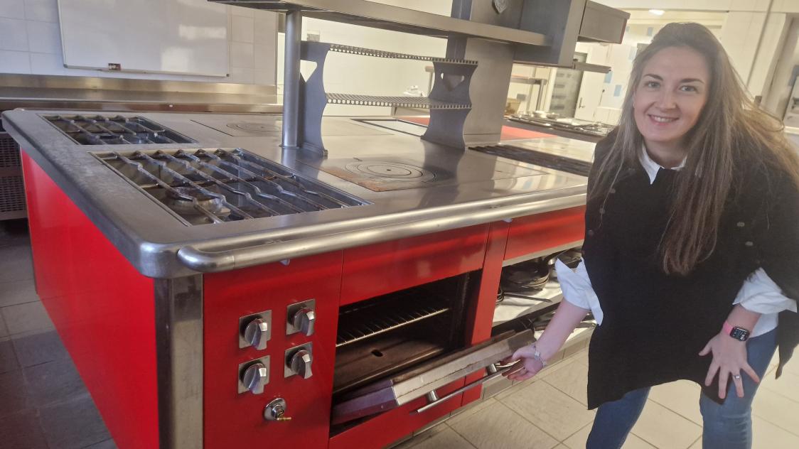 Le mobilier et la vaisselle d’un restaurant étoilé de l’Oise vendus aux ...