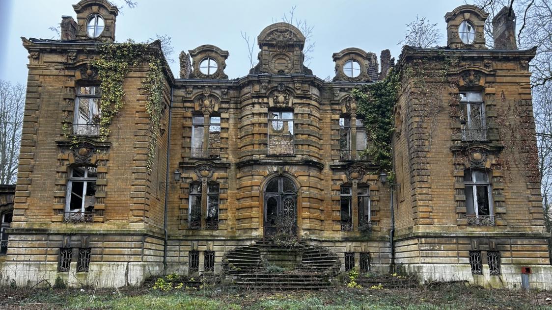 Patrimoine : comment réhabiliter l’ancienne sous-préfecture de Sedan