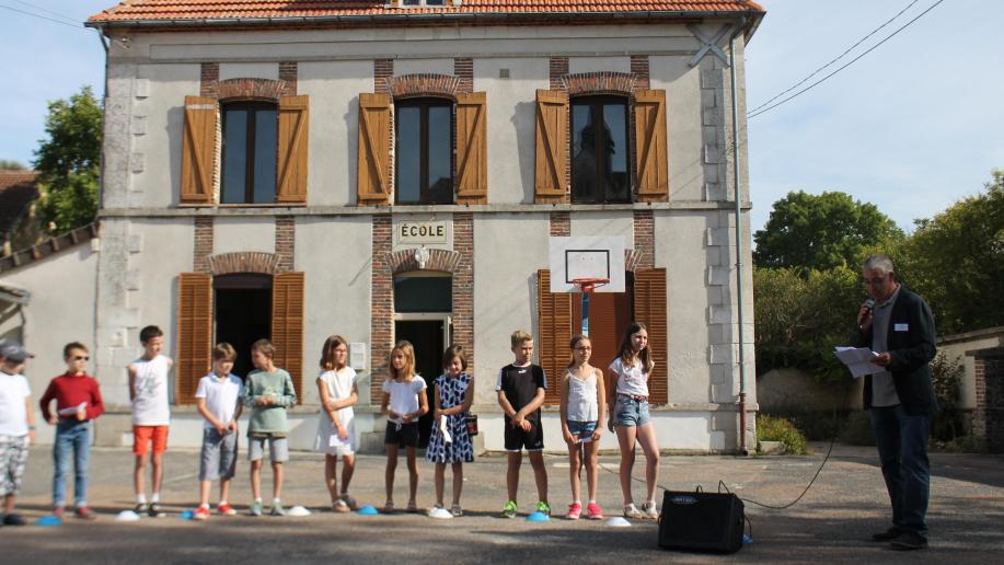 Joyeuse cousinade chez les Danton de Charny-le-Bachot