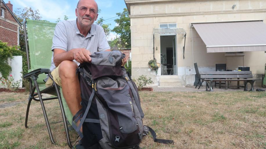 Le premier tome du tour de France à la marche du Soissonnais Jean-Marie ...