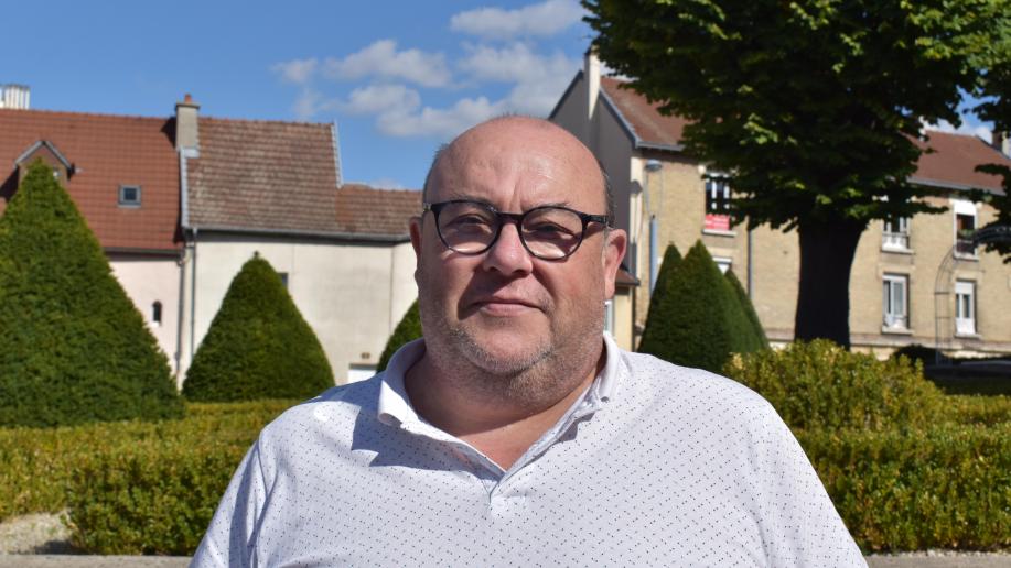 À Reims, des syndicats rassemblés devant le rectorat en soutien à un ...