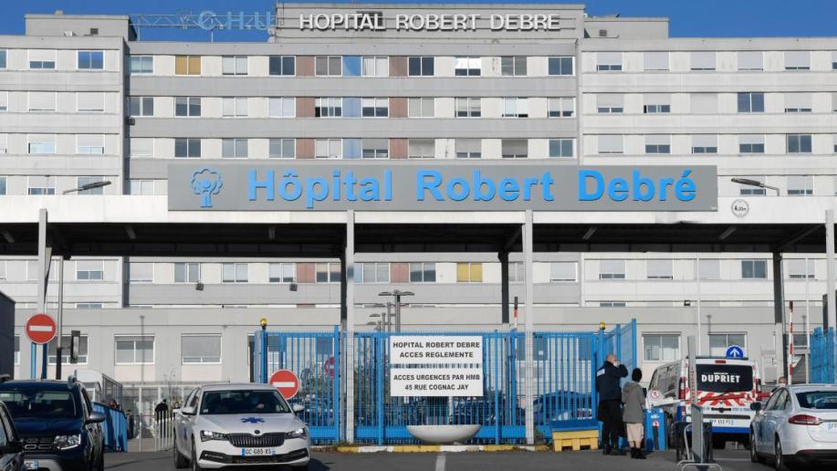 Le service de chirurgie cardio-vasculaire et thoracique du CHU de Reims ...