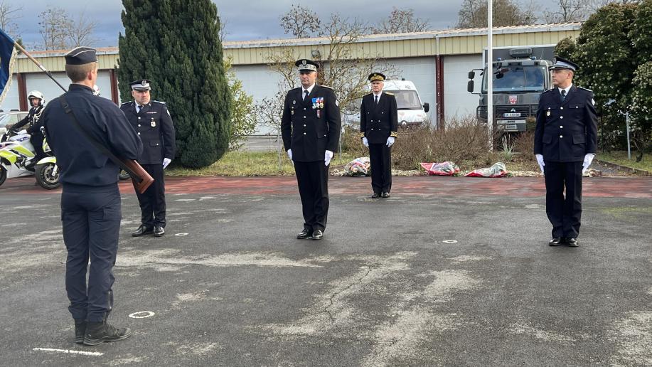 Un nouveau commandant prend les rênes de la CRS 33 de Reims