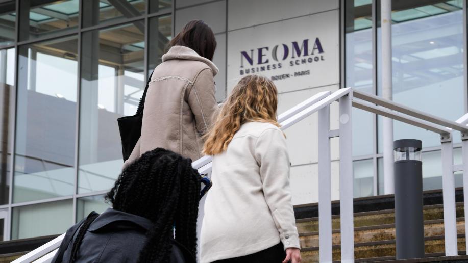 Neoma Reims reste dans le top 10 des grandes écoles de commerce