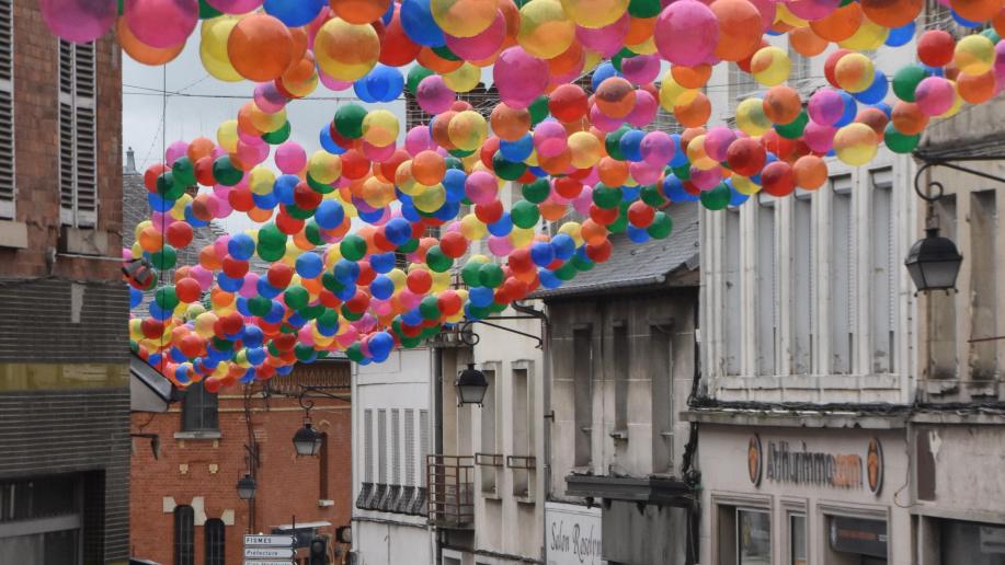 À Laon, les ballons s’installent, rue Eugène-Leduc
