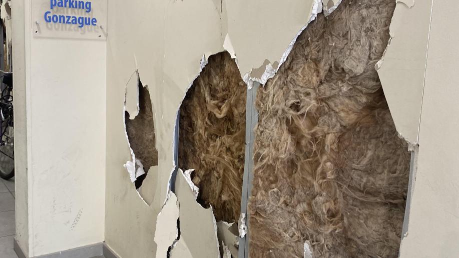 L’accès au parking Gonzague dégradé à Charleville-Mézières, la ...