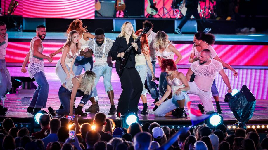 La chanteuse Santa sera à la Foire de Châlons : gagnez vos places pour ...