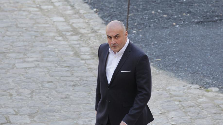 Serge Ayoub, figure de l’extrême droite radicale, est propriétaire du salon de tatouage détruit ...