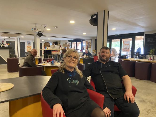 Pause déjeuner chez les Quinart, rois du Terminus à Saint-Morel