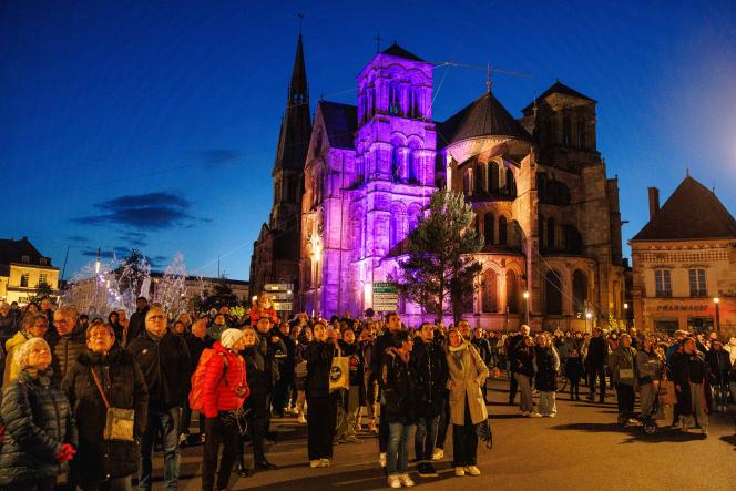 Succès total pour l’inauguration aérienne et lumineuse du nouvel îlot ...