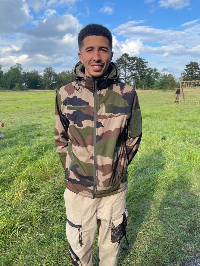 Comment des influenceurs aux millions d’abonnés ont été attirés dans un stage commando au fort ...