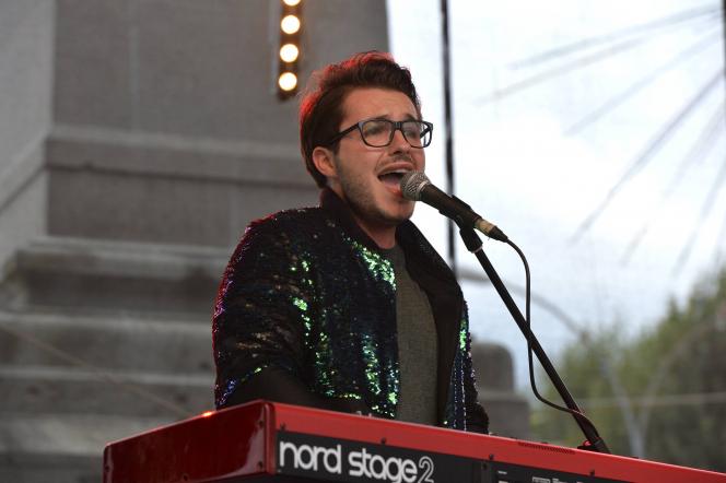Le chanteur Olympe, de The Voice, raconte les coulisses de la tournée ...